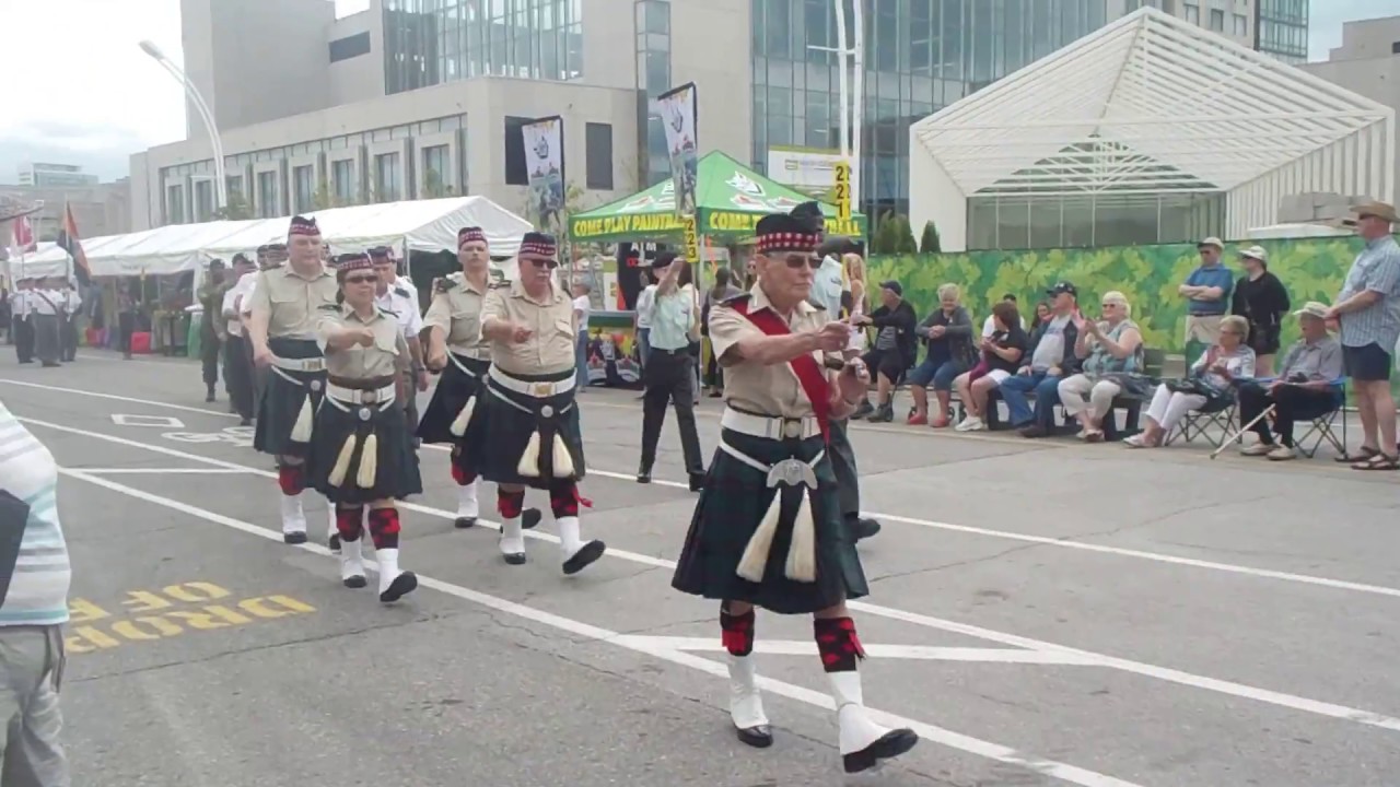 48th Highlanders of Canada - YouTube