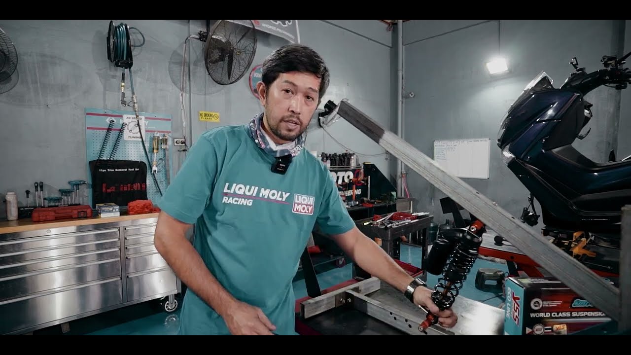 AV Moto Compares YSS G - Series, RCB (Racing Boy), and OKM Shocks - YouTube