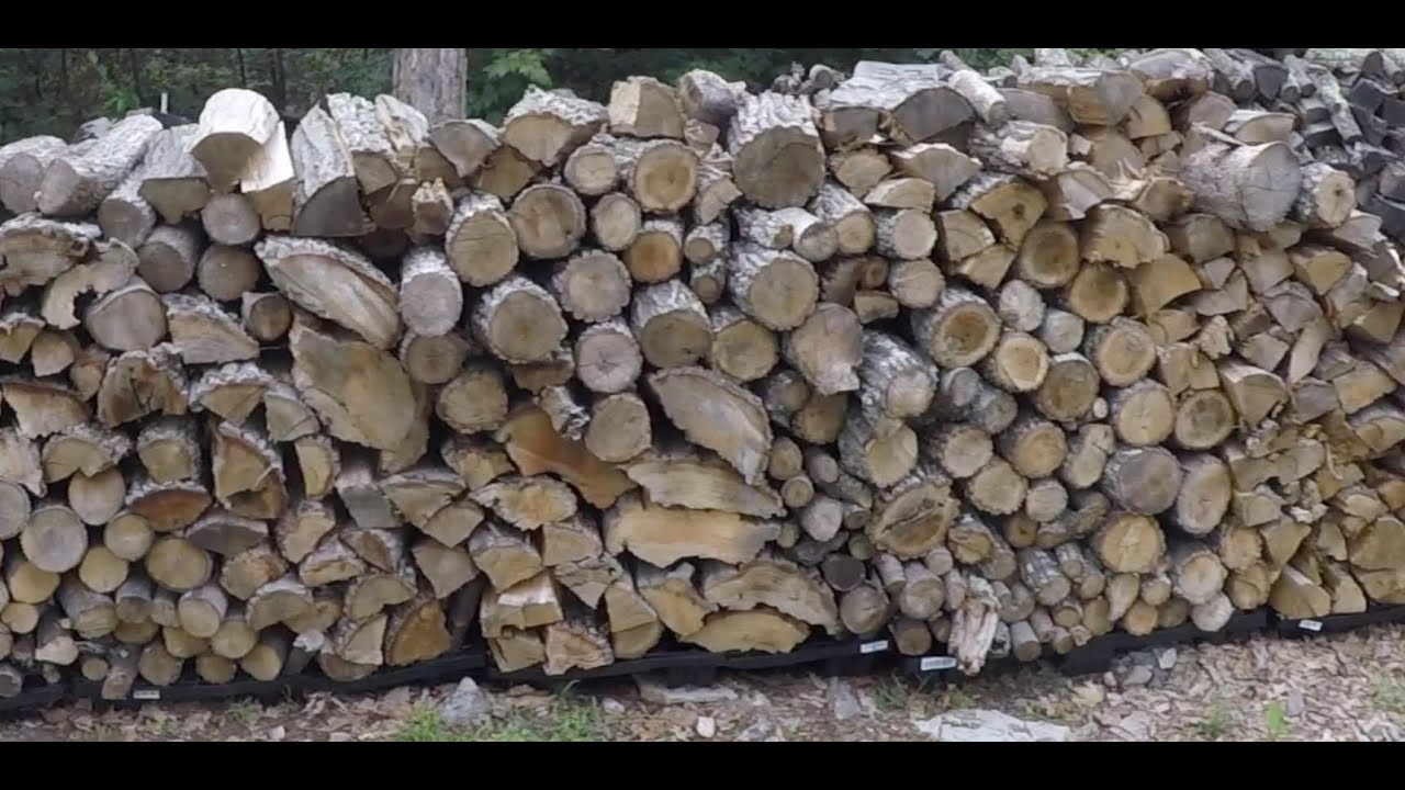 Splitting bundle wood - YouTube