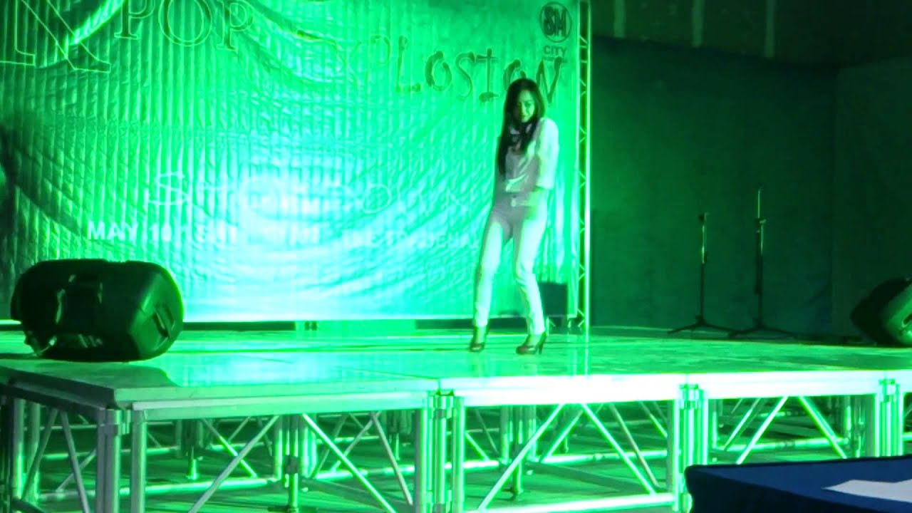 Kpop Summer Explosion 2 - Janelle Cosplay SNSD Yuri - YouTube