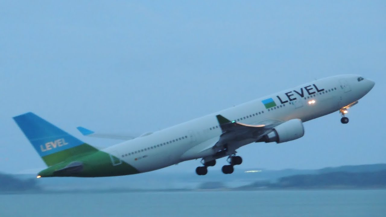 Level Airbus A330-200 [EC-MOU] takeoff from BOS - YouTube