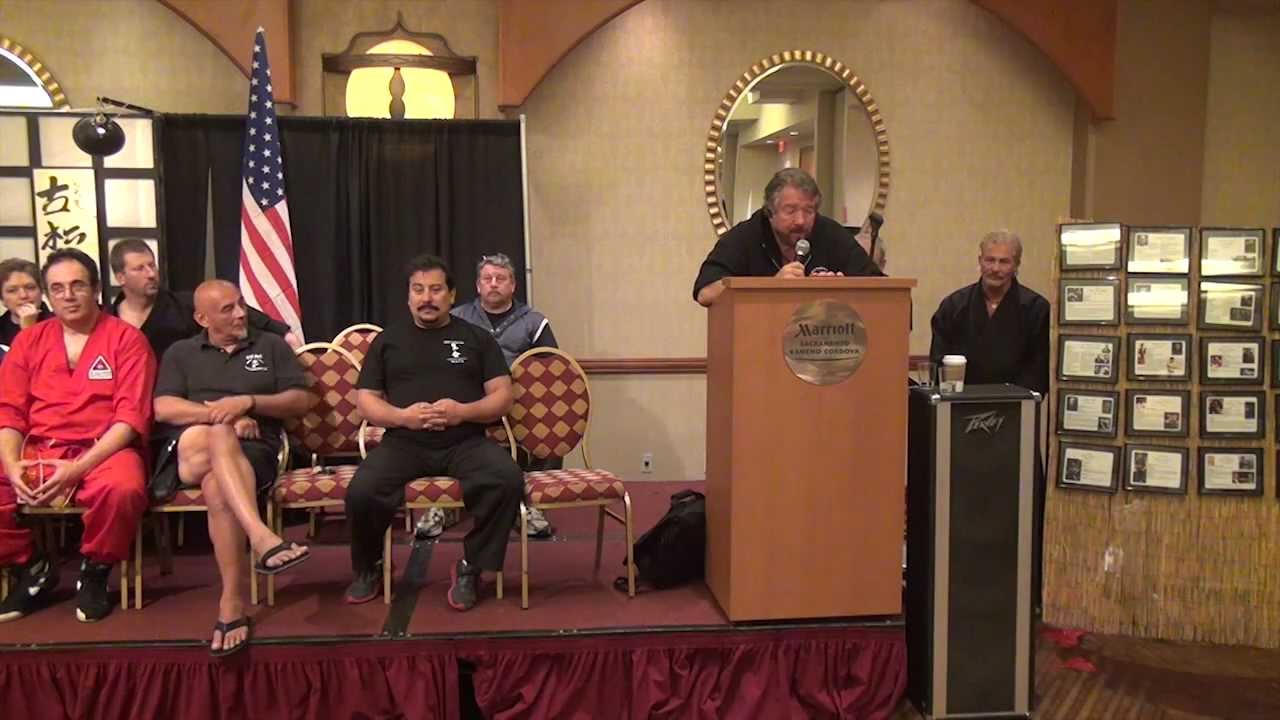 Sensei Gary Curtis receives the Robert Trias/Thomas S.H. Young award ...
