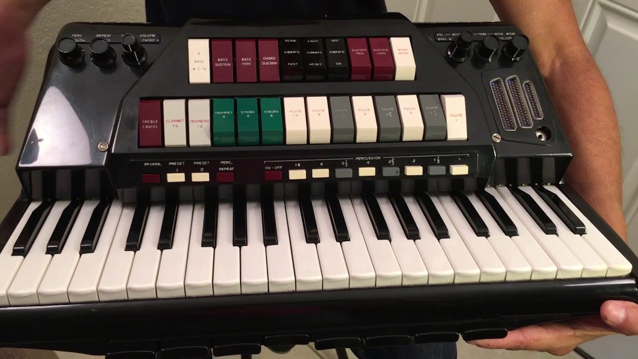 Acordeon Cordovox Super V ((( Vendida))) - YouTube