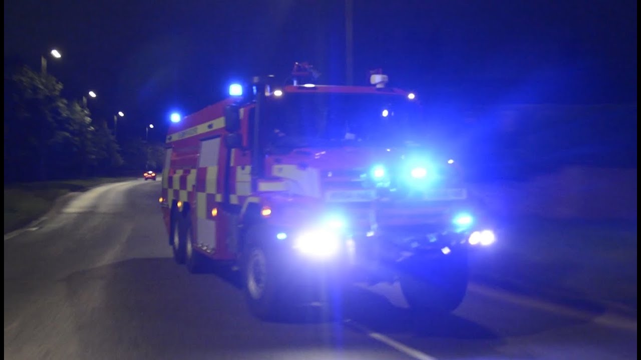 AWESOME 6X6 OFF ROAD FIRE TRUCK! - Police Cars , Ambulances & Fire ...
