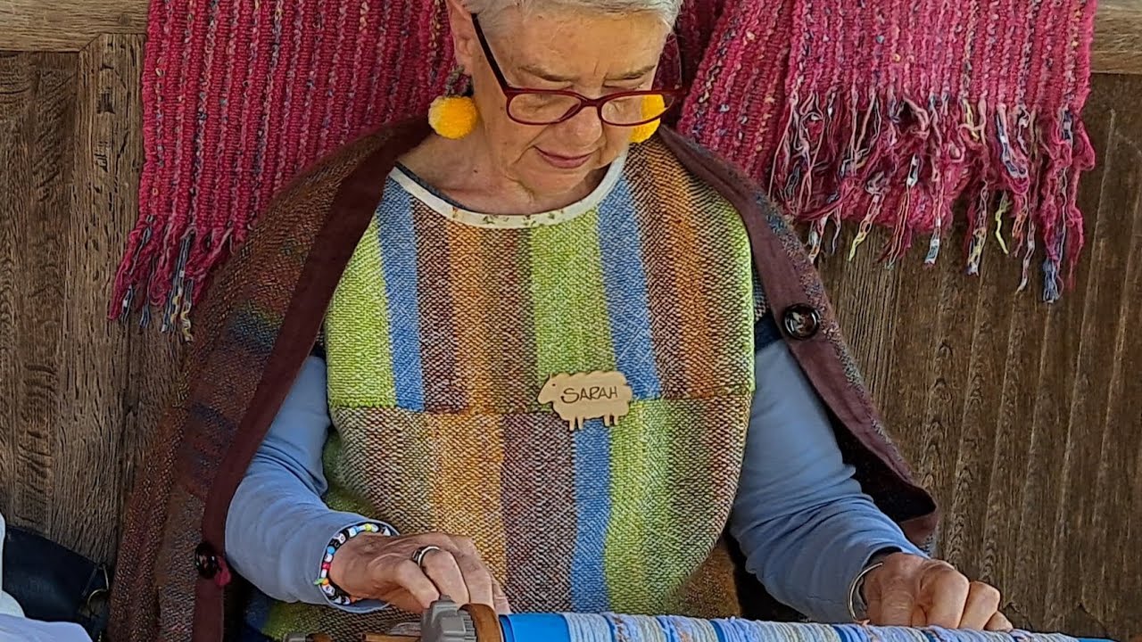 Wear Your Weaving! Clothing from small looms - YouTube