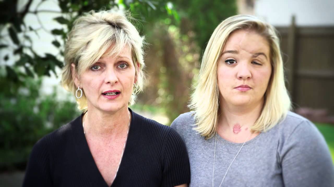 Mom & Liz End Tag - YouTube