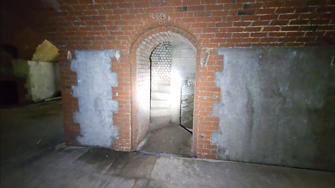 Another Amazing Plymouth Fort. Rarely Seen. - YouTube