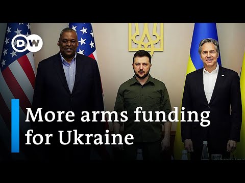 War in Ukraine: Zelenskyy calls on West to supply heavy weapons | DW News