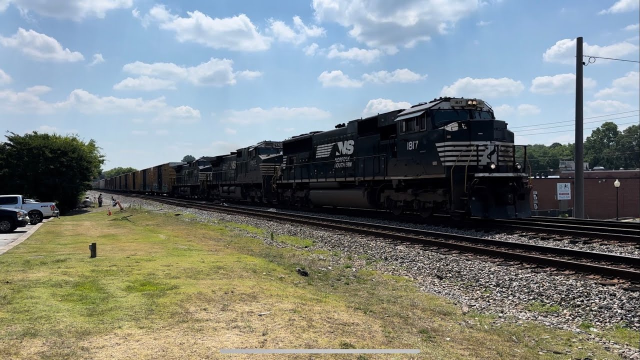 NS 370: NS 1817 9905 4626 Austell GA - YouTube
