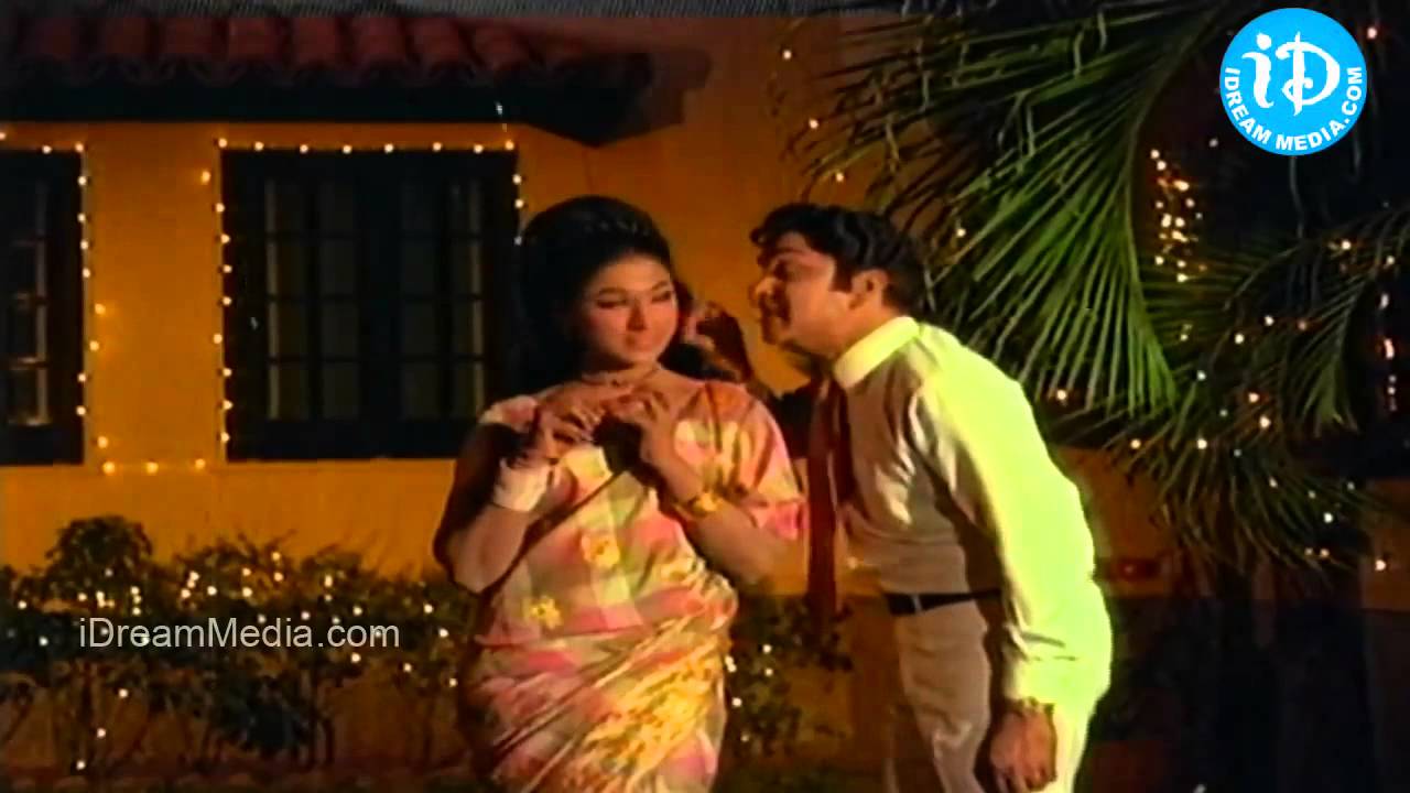 Vichitra Bandham Movie Songs - Cheekati Velugula Song - ANR - Vanisri ...