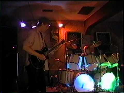 BOB Pisa and Early Warning Rocking in the Free World - YouTube