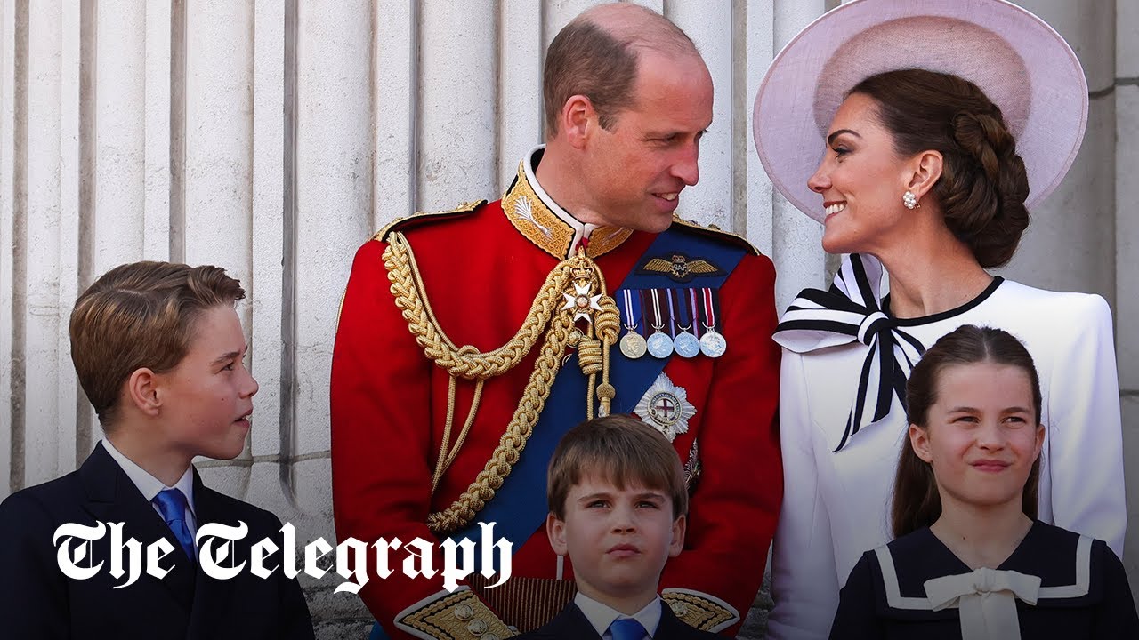 Princess of Wales watches flypast from Buckingham Palace balcony ...