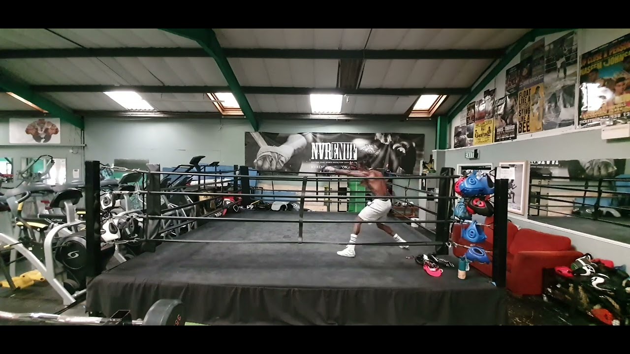 Oneface Mapacha - MUAY THAI BOXING AND FITNESS TRAINING TIME AT SEVEN ...