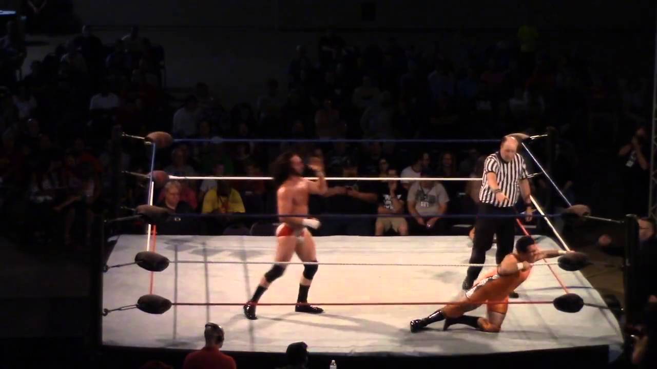Ryan Slade vs Bobby Fonta IPW NWHOF July 10 2015 - YouTube