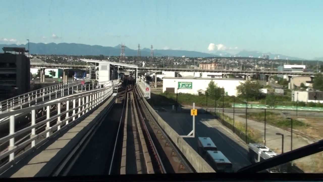 行在溫哥華 SkyTrain CANADA LINE YVR Airport Station To Bridgeport Station ...