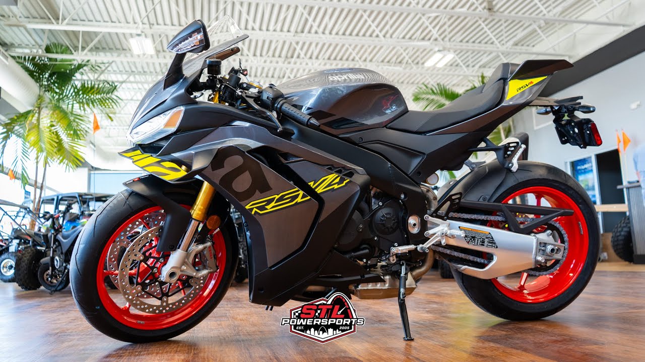 2026 Aprilia RSV4 1100 POISON YELLOW - YouTube