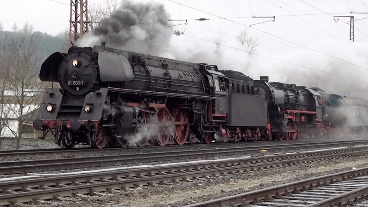 Abschied von Dampflok 52 8134-0 mit Schnellzuglok 01 1533-7 - YouTube