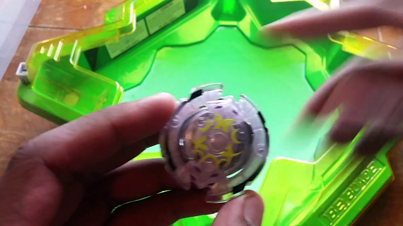 CAYNOX VS WYVRON W2! || HASBRO BEYBLADE BURST BATTLE! - YouTube