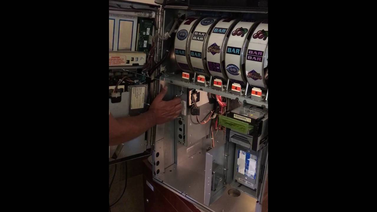 IGT S2000 Clear Key Chip - YouTube