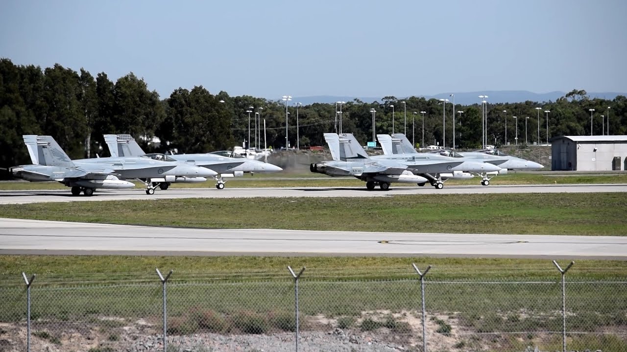 08/04/2019 RAAF Base Williamtown 77SQN F/A-18A Take Off - YouTube