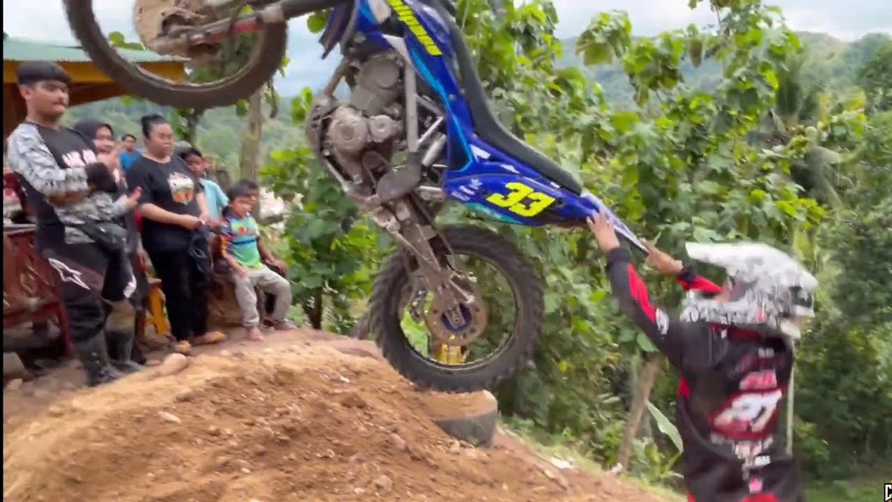 RATU SAWER DI TANJAKAN NASU CEMBA ENREKANG - YouTube