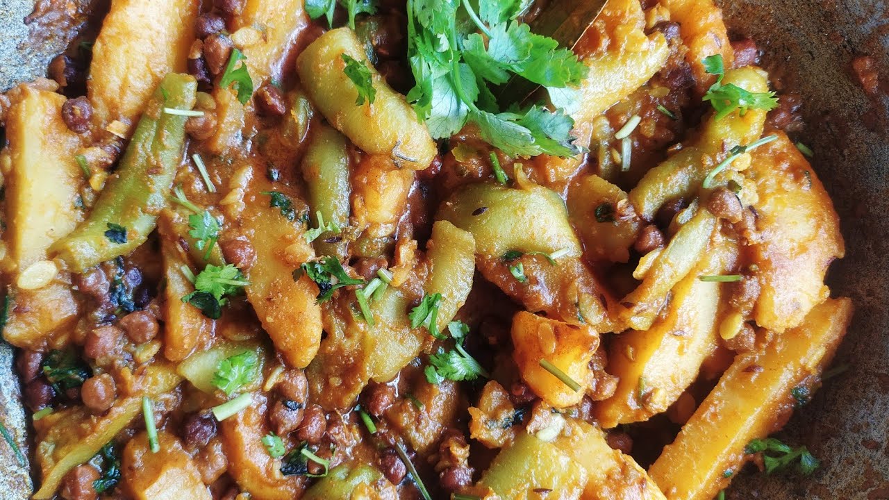 একদম অন্য স্বাদের নিরামিষ ঝিঙে আলুর তরকারি ।Jhinge recipe ||Jhinger ...