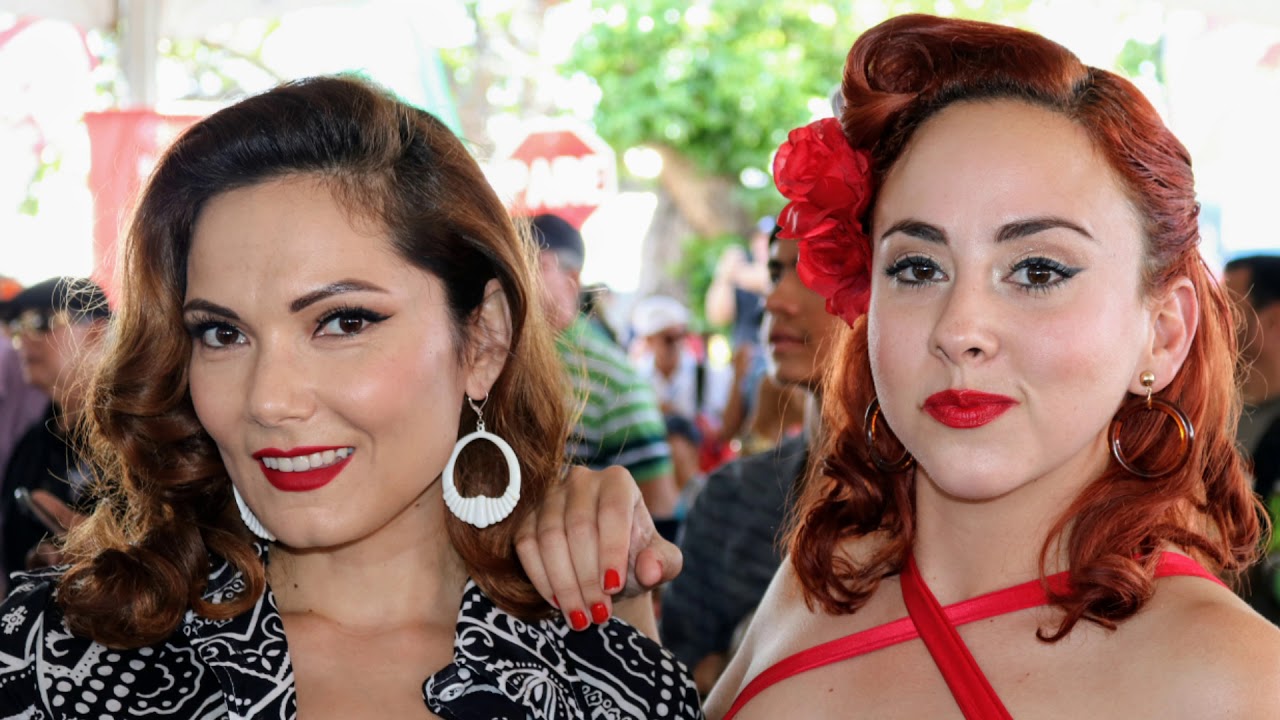 Classic Cars @ Gran Feria Autos Antiguos Puerto Rico - YouTube