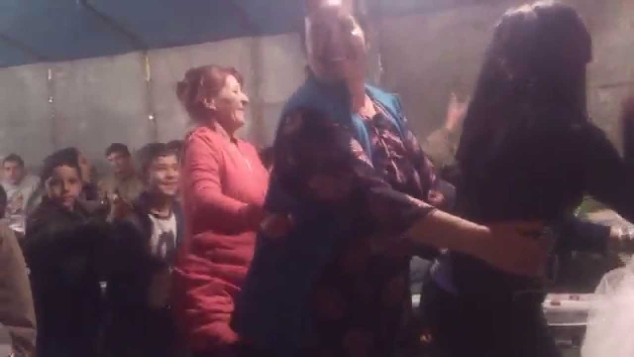 satra ko murati pingvin kolo 2015 - YouTube