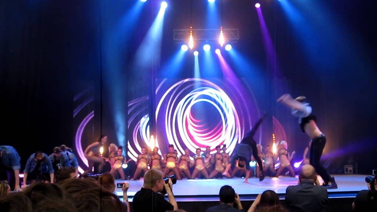 Move It 2013 Stella Mann College Beautiful Sinner - YouTube