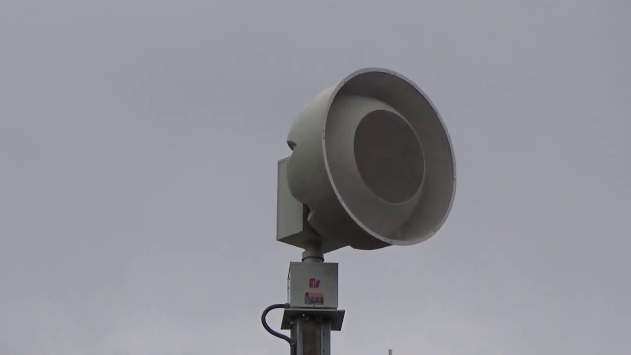 Federal Signal 508 Alert, Siren Test, Whitewater, WI 10/3/20 - YouTube