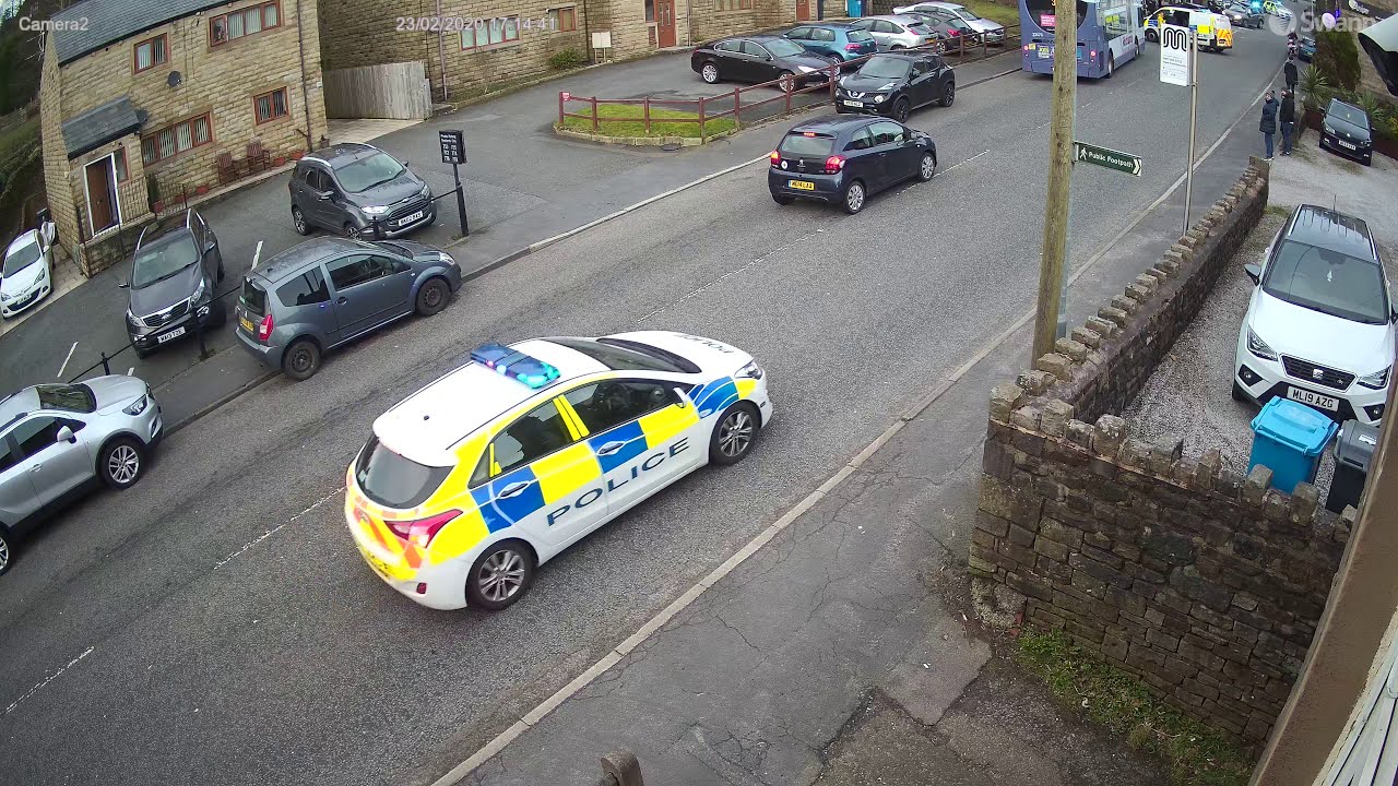 4K Car Crash CCTV - YouTube