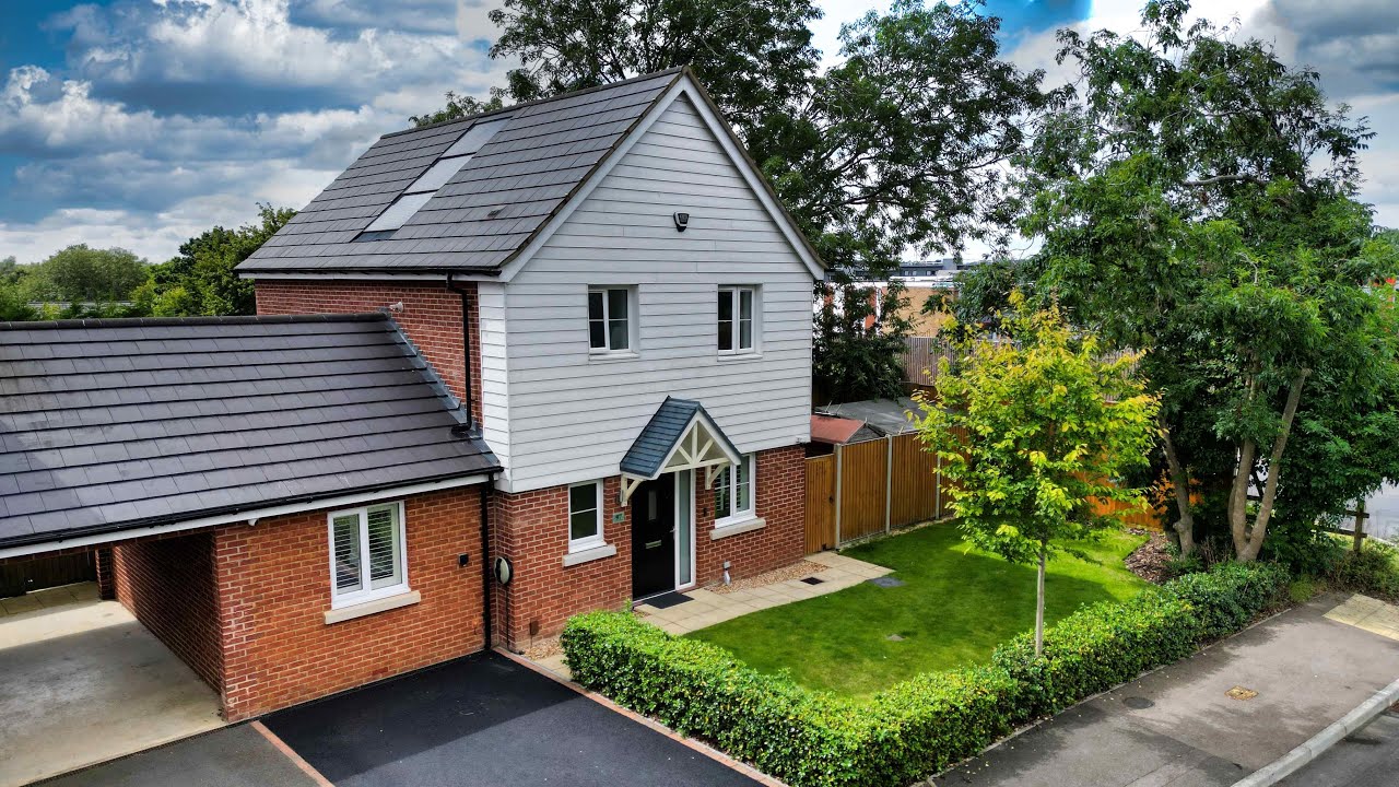 UK PROPERTY TOUR | SENSATIONAL THREE-BEDROOM FAMILY HOME | MILTON ...