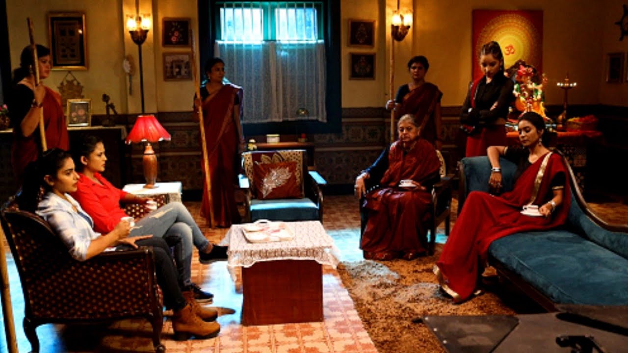 Chingari Gang की यह चाय Haseena & Karishma को लगेगी ठंडी या गरम ...
