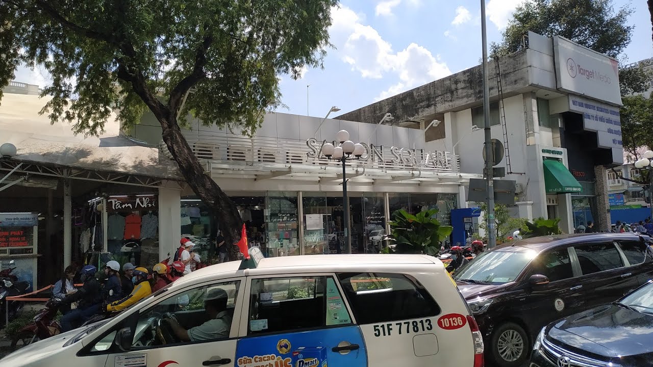 INTERESTING FACT ABOUT VIETNAM ( SAIGON SQUARE 1 SHOPPING MALL)...PASAR ...