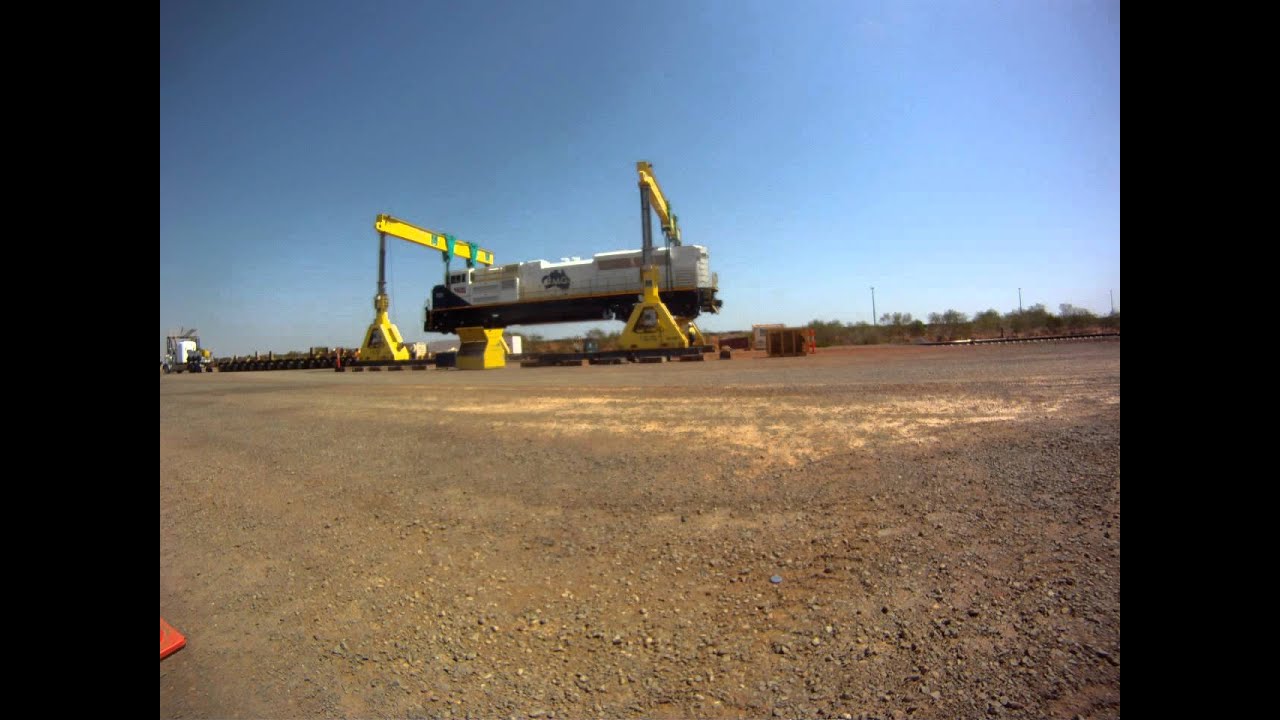 FMG Locomotive delivery - YouTube
