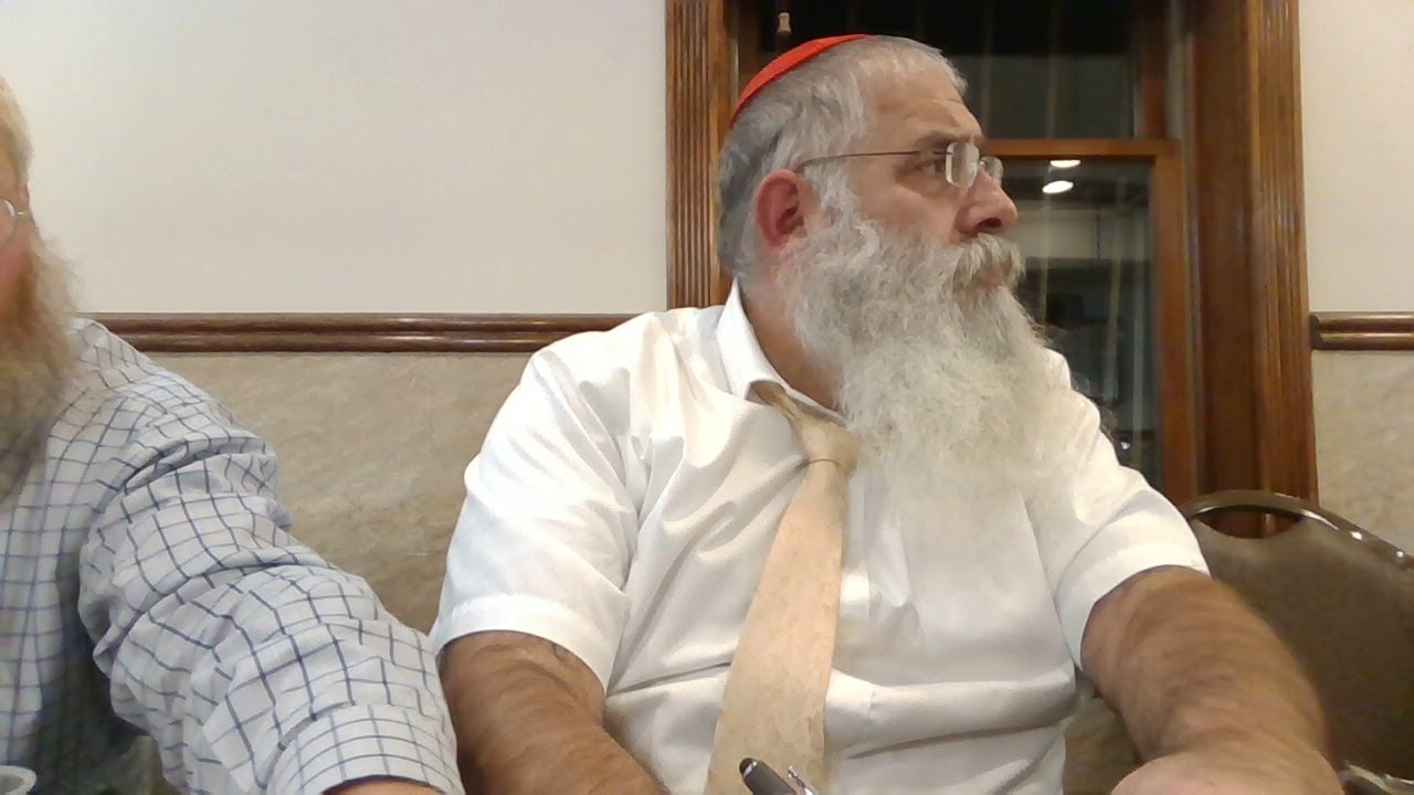 19 Kislev Farbrengen 5781 With Rabbi Boruch Jacobson - YouTube