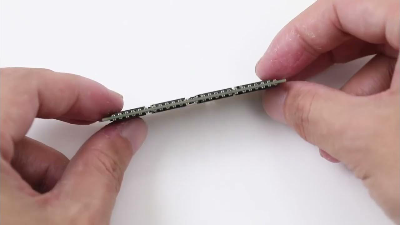 What does a DDR4 RAM Memory look like? - YouTube