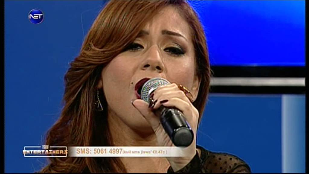 Raquela - A Thousand Years on The Entertainers - YouTube