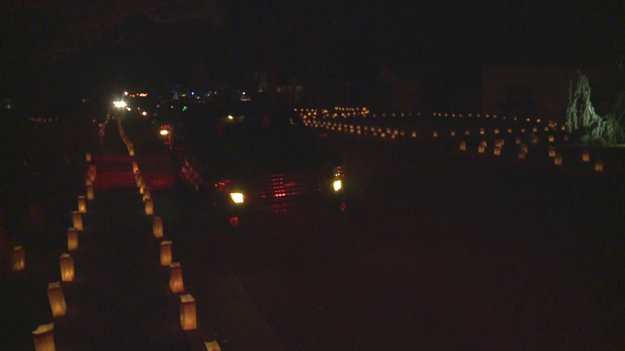 Luminaria Tour transforms NM neighborhood - YouTube