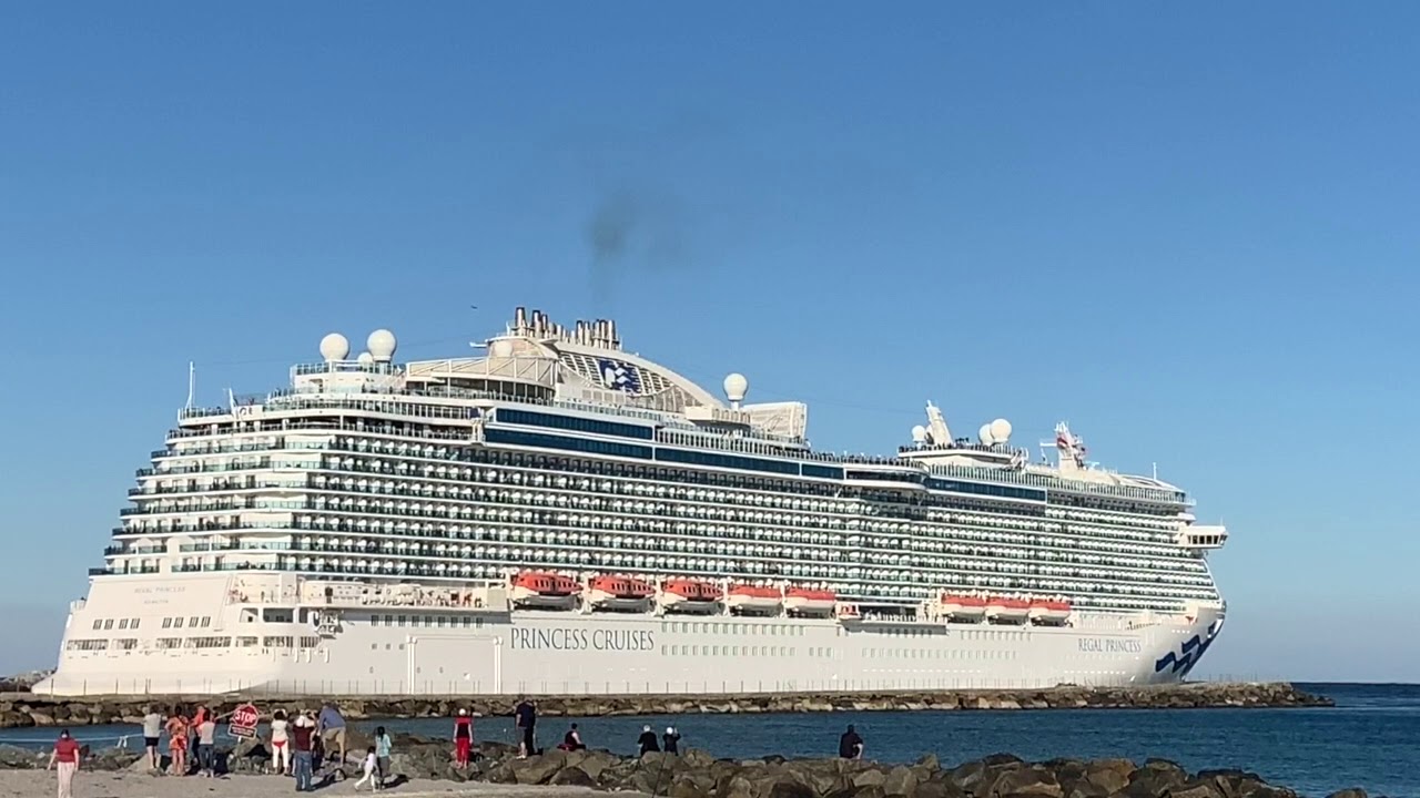 Regal Princess Sailing Off Fort Lauderdale Port Everglades - YouTube