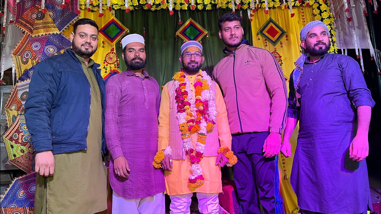 Dost ki shadi shura ho gai || Dost ki haldi - YouTube