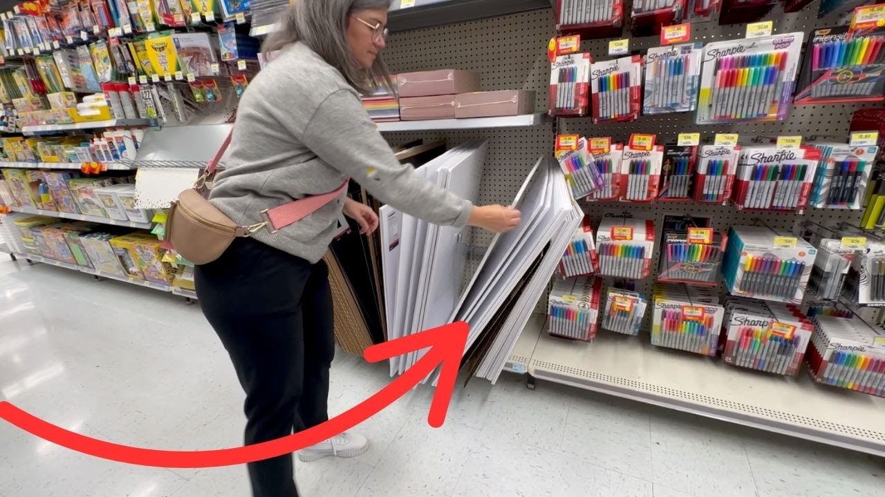 She buys a GIANT Dollar Store poster board for this genius holiday idea ...