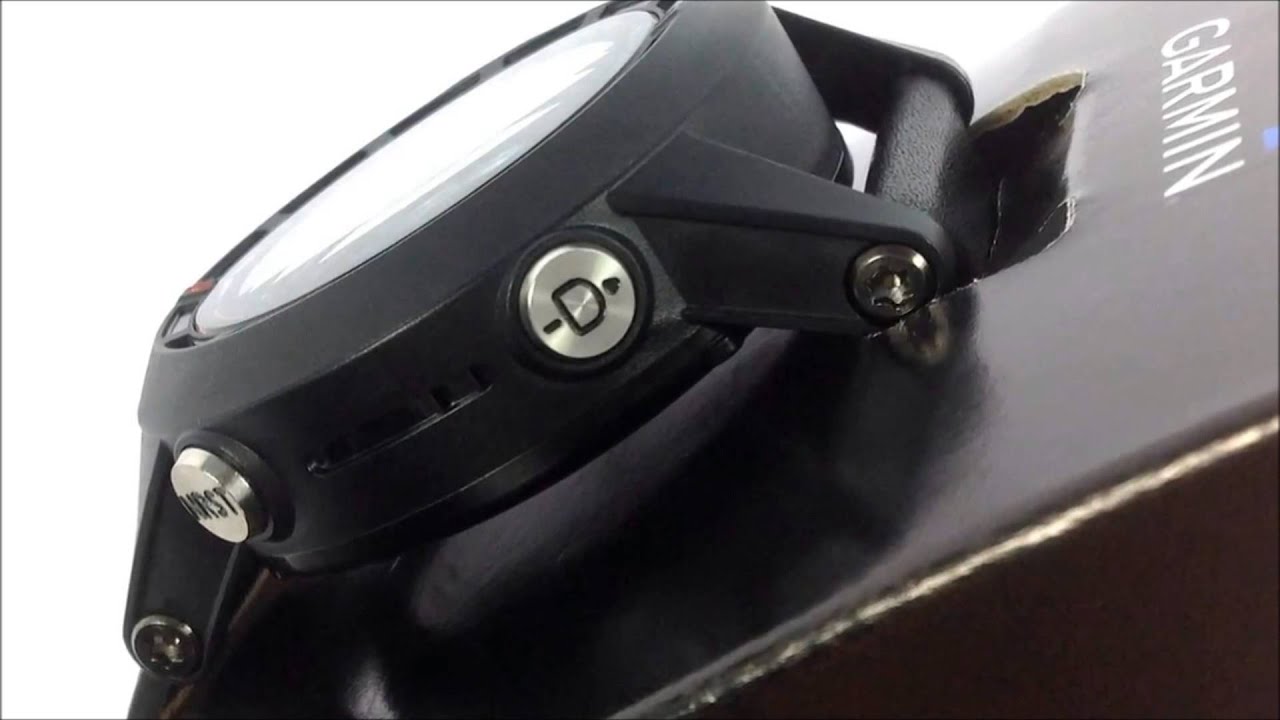 D2 Pilot watch by GARMIN (AirCraft Spruse and Specialty Co.) - YouTube