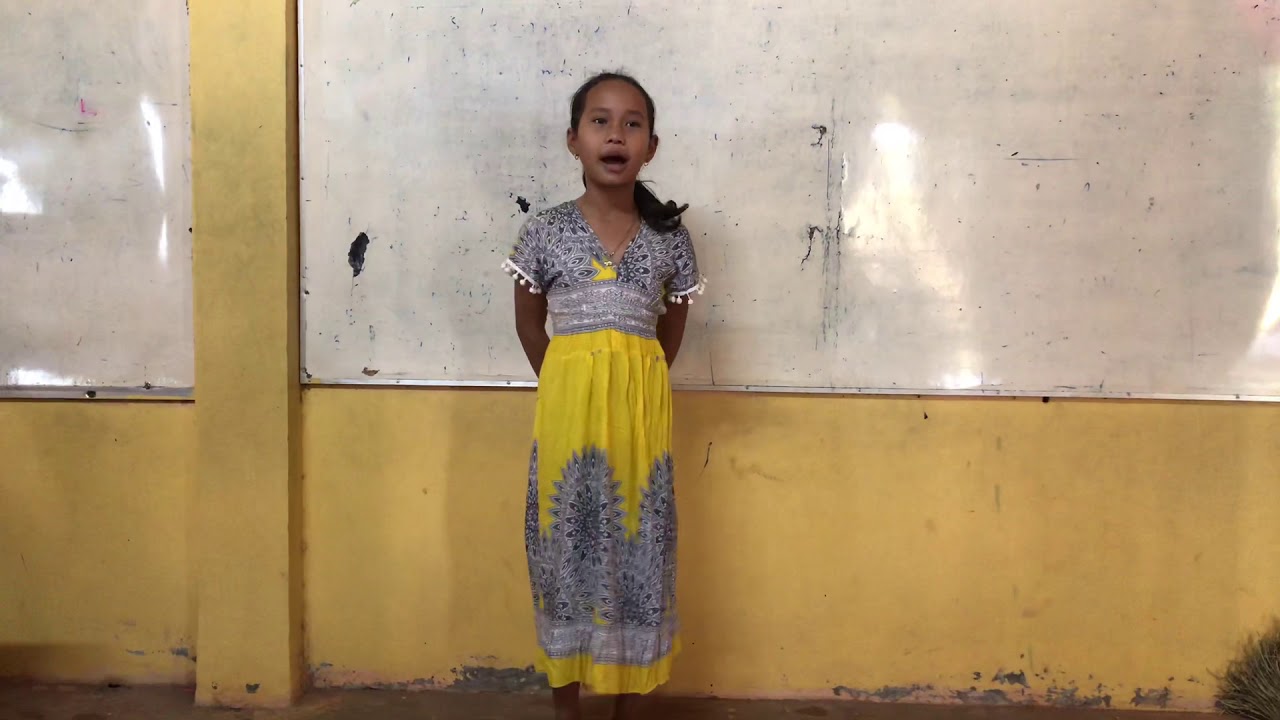 Confident student singing a song - YouTube