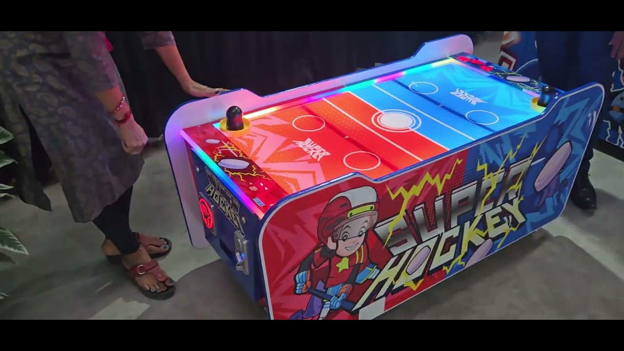 Hully Gully Games - Kids Air Hockey - YouTube