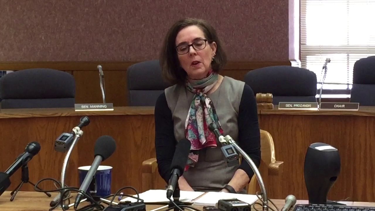 Oregon Gov. Kate Brown discusses rural Oregon - YouTube