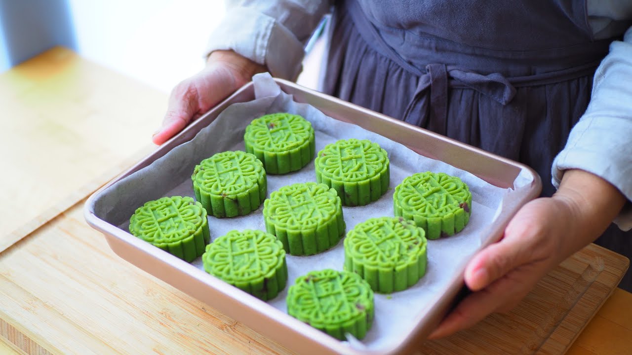 Easy Mung Bean Mooncake | No Bake Recipe | Moon Cooking | 绿豆糕 - YouTube