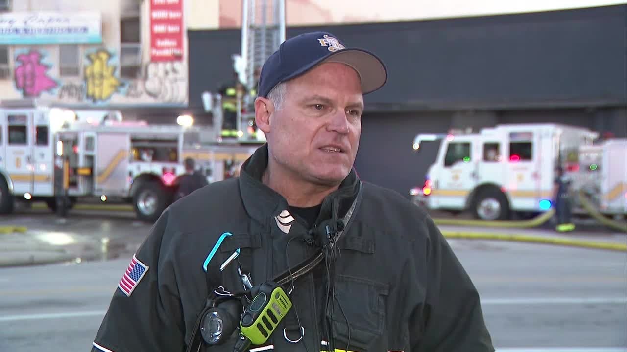 Denver firefighters battle building fire in the Ballpark District - YouTube