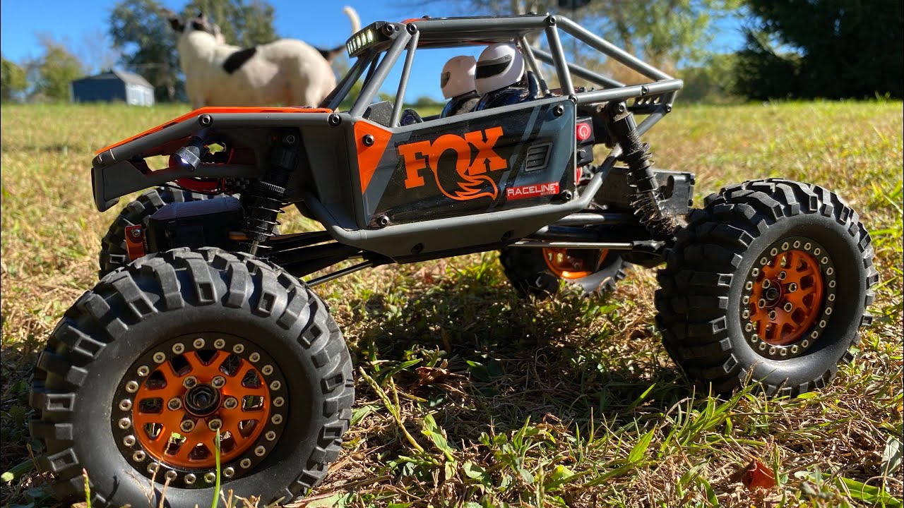 Axial Capra UTB18 4wheel steer, testing aluminum wheels and low profile ...