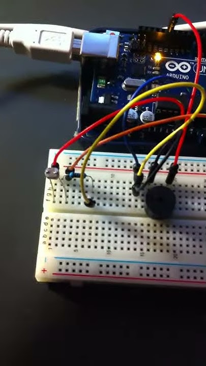 Theremin casero - Arduino UNO - YouTube